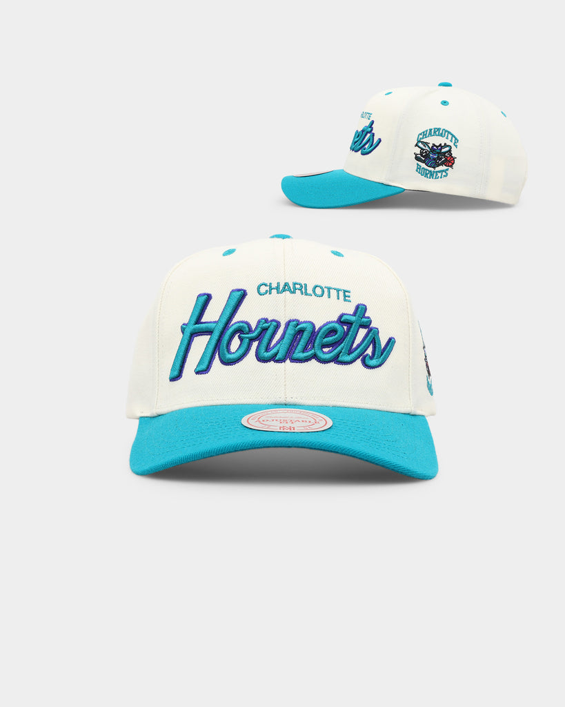 Mitchell & Ness Charlotte Hornets Team Script OG Snapback Vintage Crea ...
