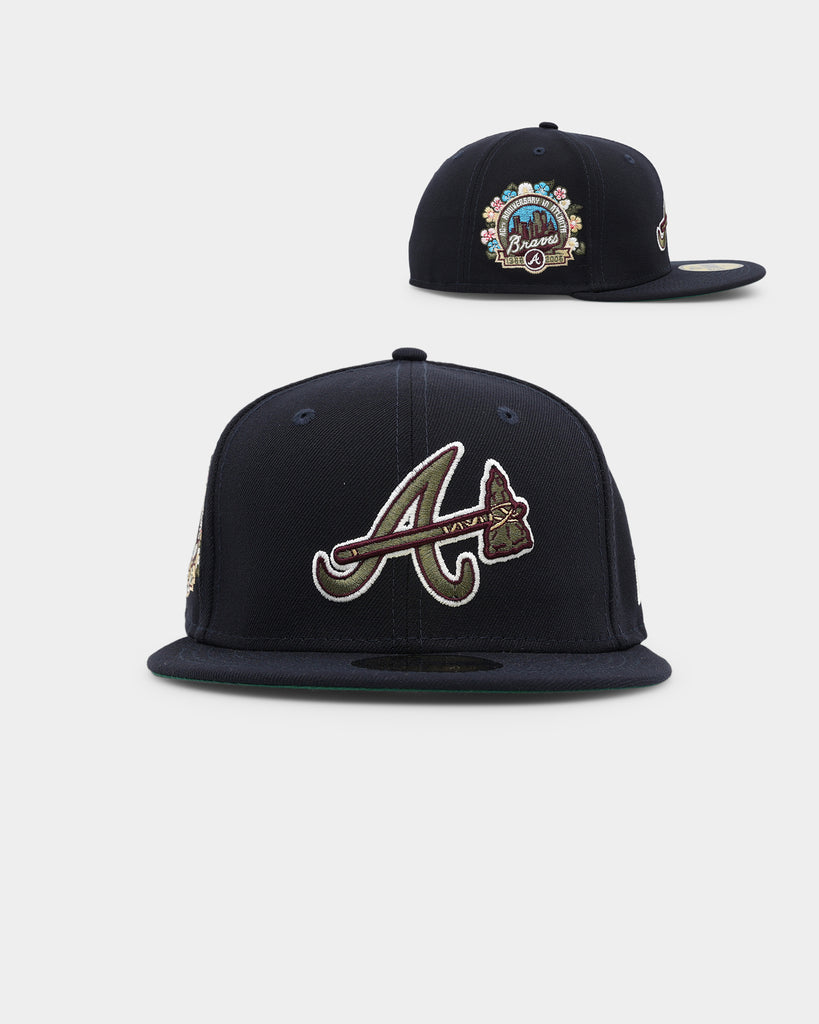 New Era Atlanta Braves Botanical 59FIFTY Fitted Black | Culture Kings