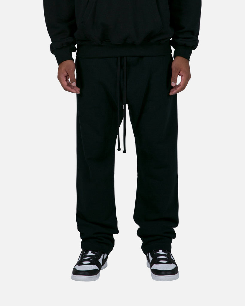 MNML Relaxed Everyday Sweatpants Black | Culture Kings
