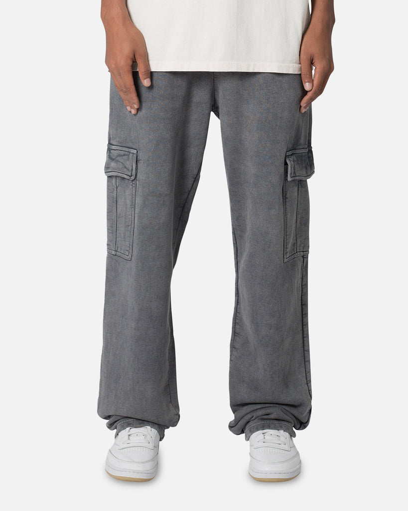 MNML Washed Relaxed Cargo Sweatpants Black | Culture Kings