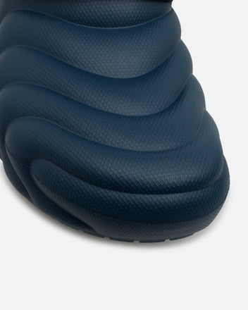 Crocs Classic Lined Over Puff Clog Midnight Blue | Culture Kings