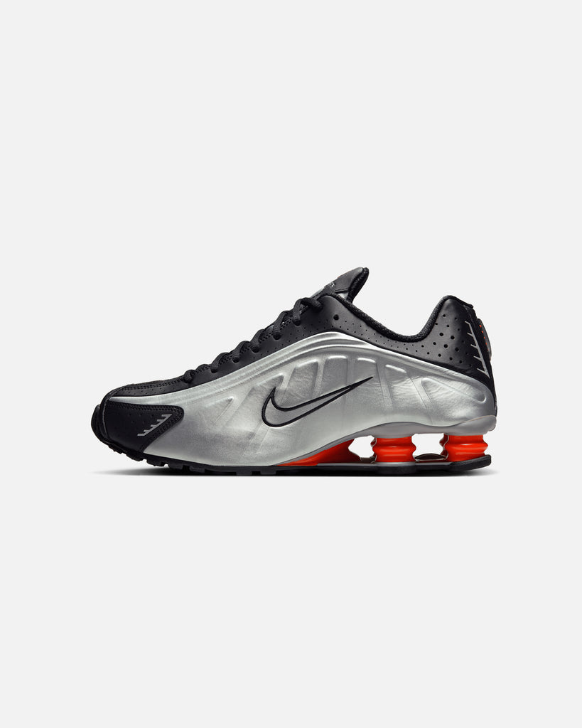 Nike Shox R4 Silver/Black | Culture Kings