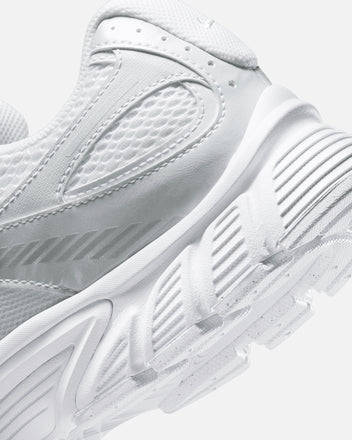 Nike V5 RNR White/White | Culture Kings