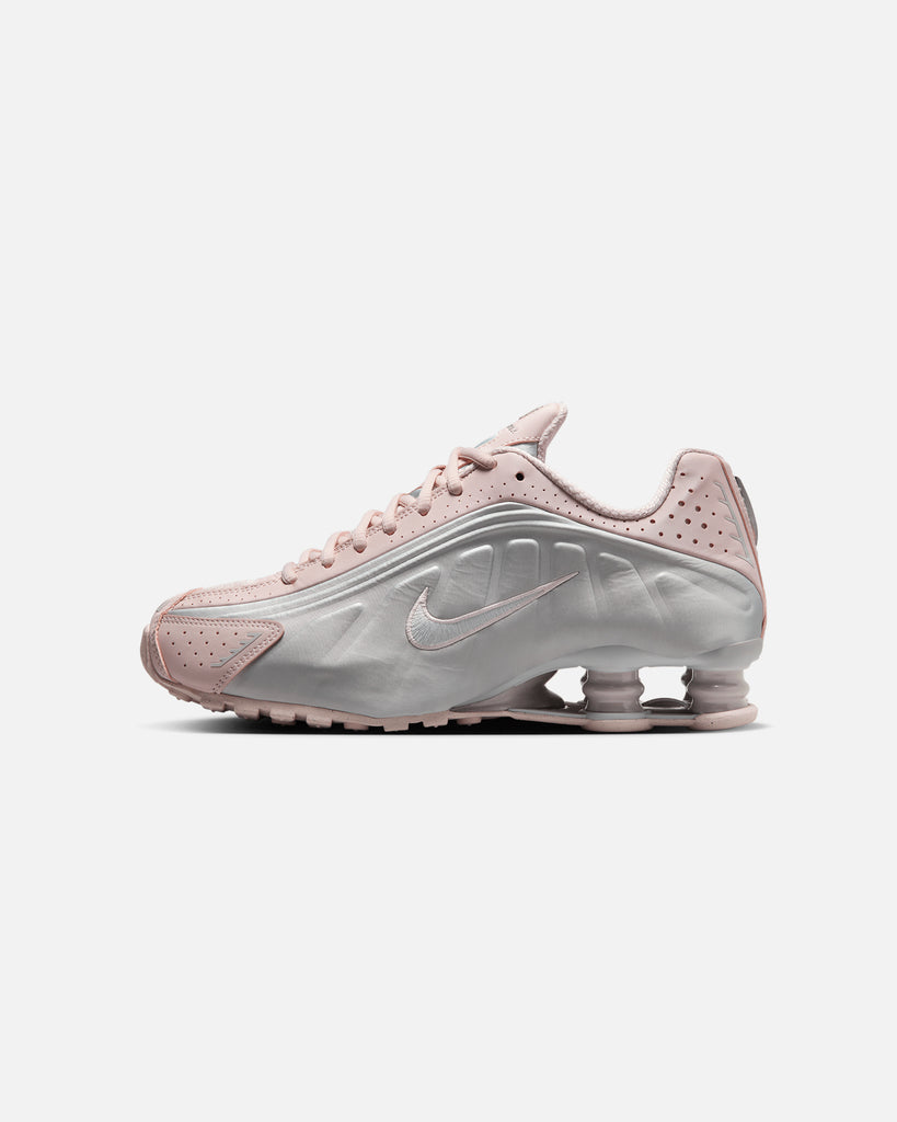 Nike Women's Shox R4 Barely Rose/Metallic Platinum | Culture Kings