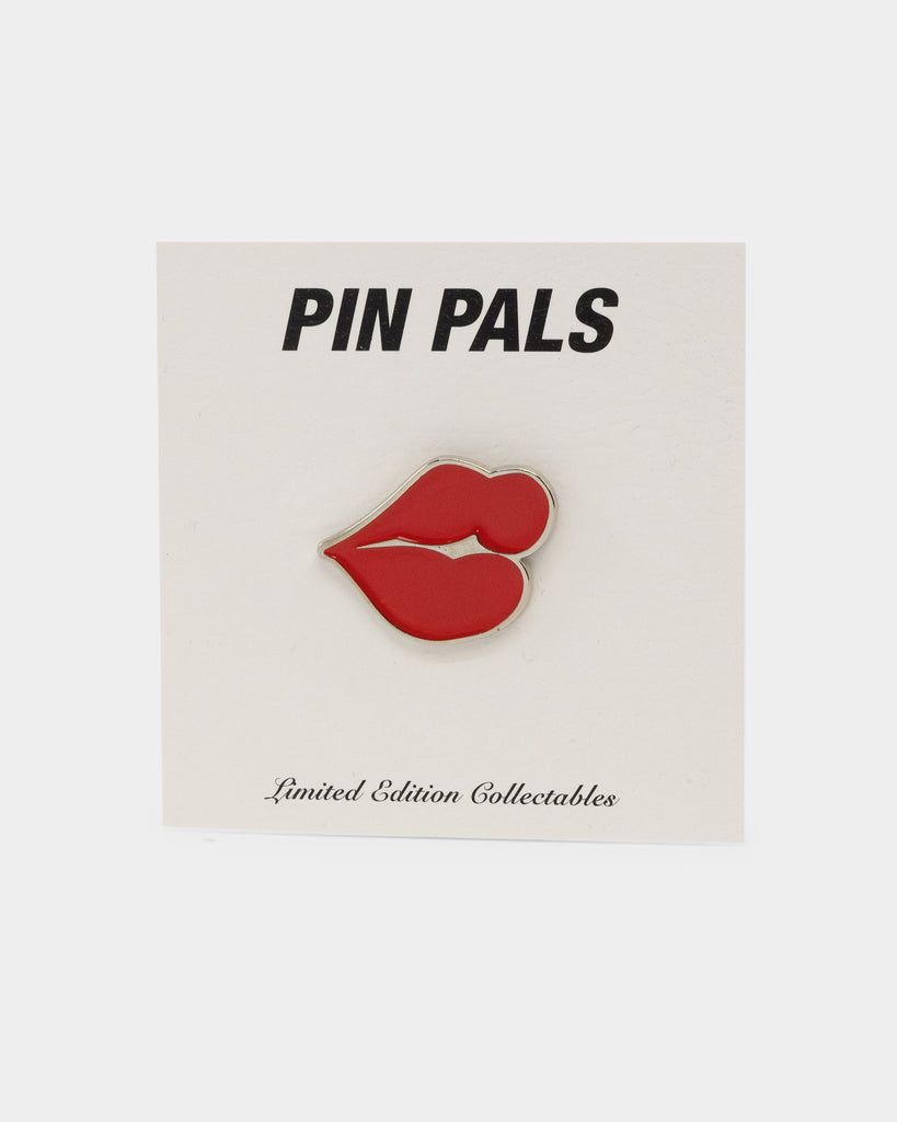 Pin Pals Kiss Pin Red | Culture Kings