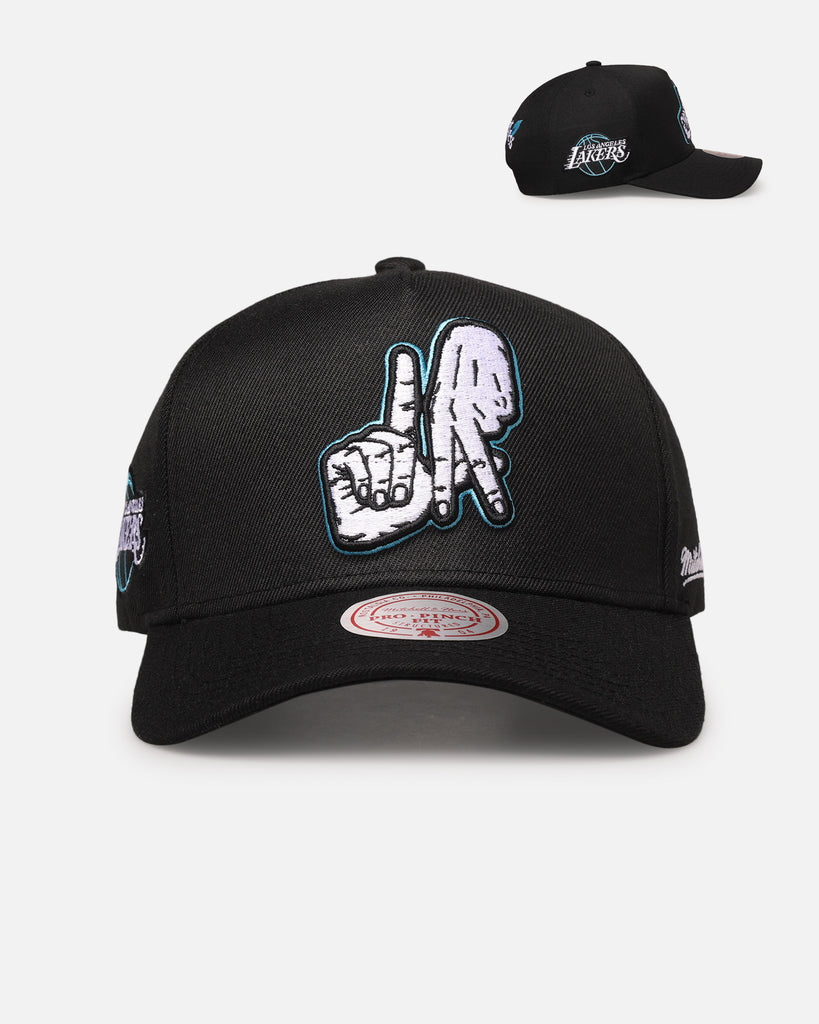 Mitchell & Ness Los Angeles Lakers 'Legends LA' Pro Pinch Snapback Bla ...