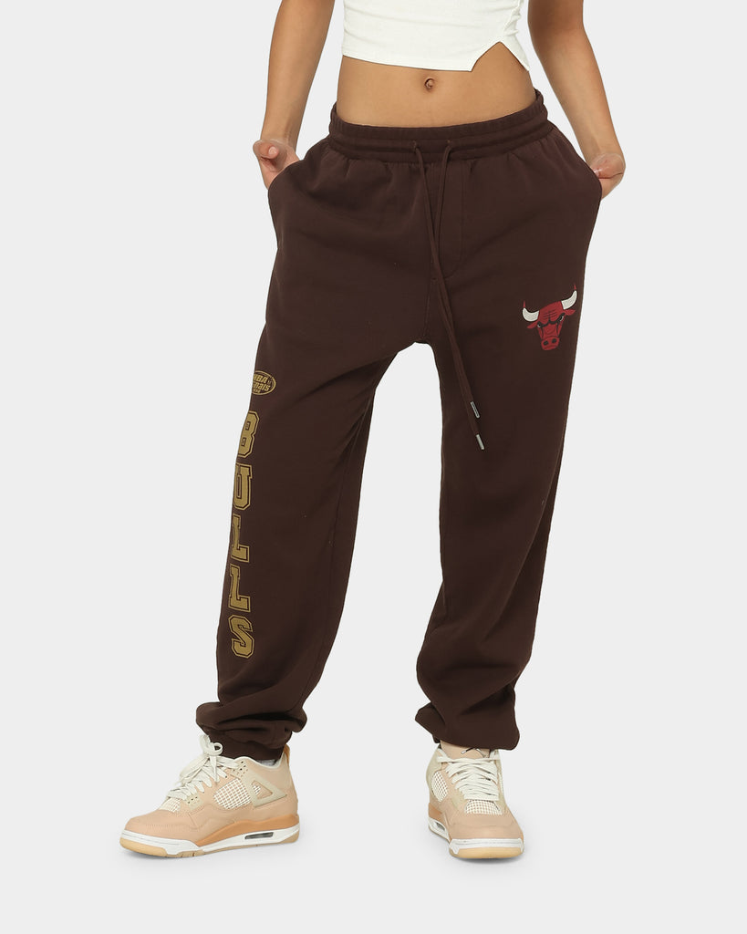 Mitchell & Ness Chicago Bulls Lux Brown Sweatpants Baroque Brown ...