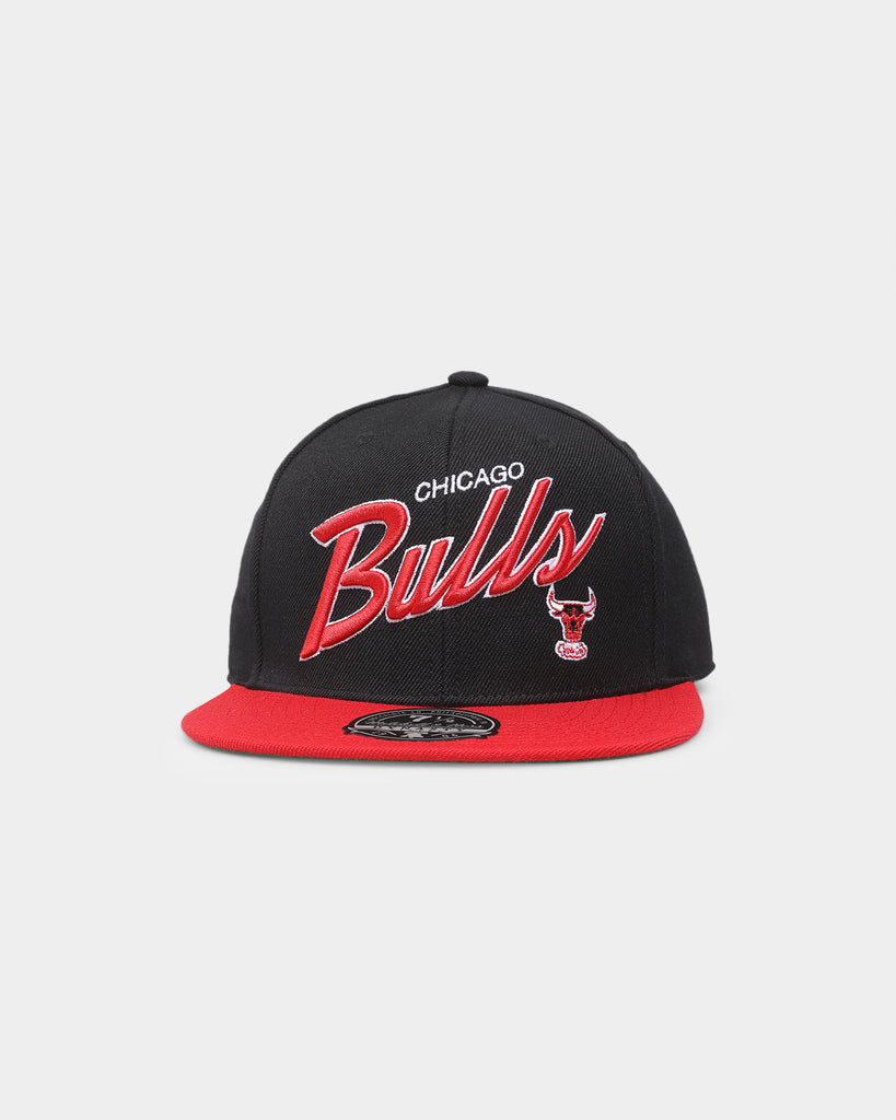 Mitchell & Ness Chicago Bulls 'Team Script 2.0 Hardwood Classics' Fitt ...