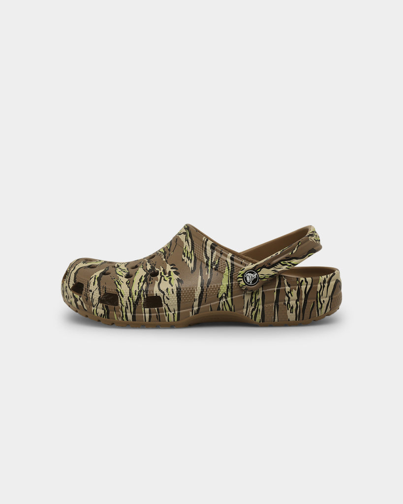 Crocs Classic Clog Printed Khaki Camo | Culture Kings